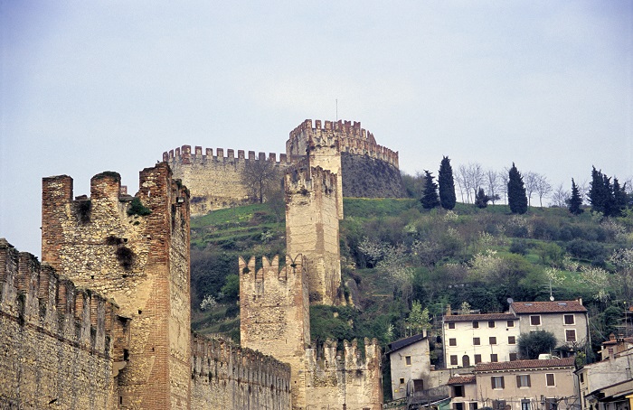 Updated for 2024: Soave - Voted the Most Beautiful Town in Italy